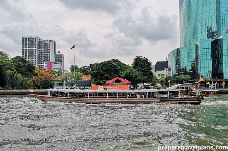 A Detailed Guide to Visit Wat Pho in Bangkok for Visitors