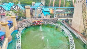 Seoul Lotte World: 15 Best Rides & How to Go Guide