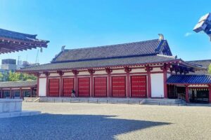 Shitennoji Temple: A Complete Guide with Beautiful Photos