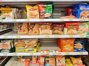10 Must-Try Foods & Drinks at 7-Eleven Thailand